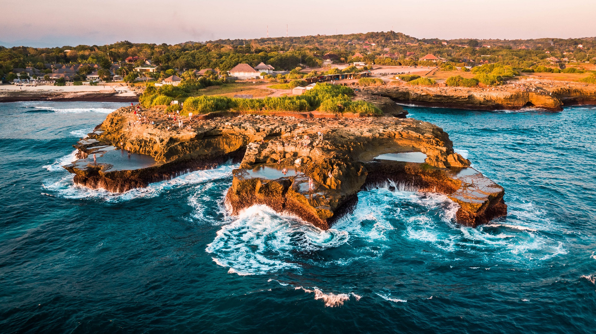 The 4 Islands around Bali that are worth visiting